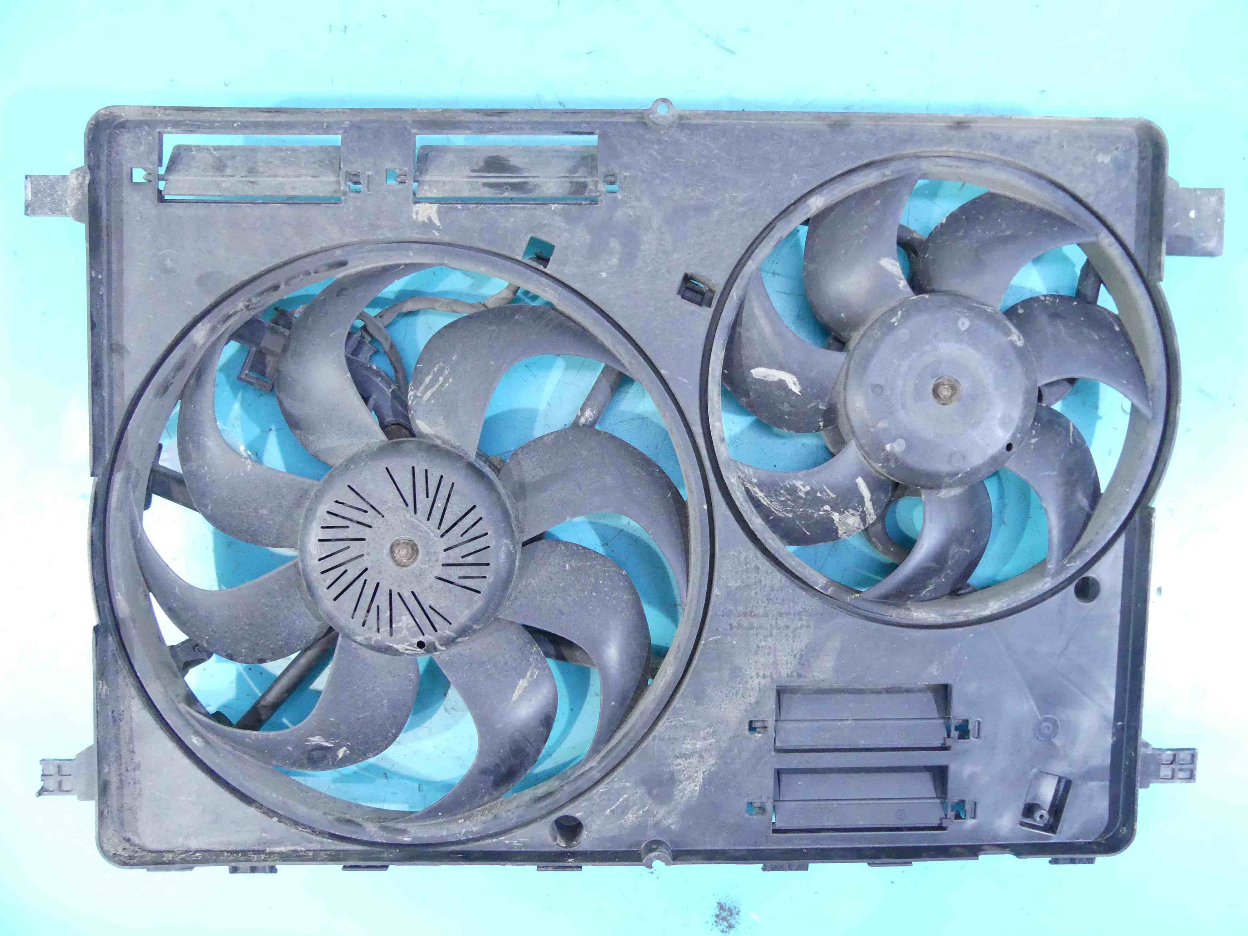 Wentylatory Wentylator chłodnicy Volvo V60 I 10- 31338823 2.4 D5