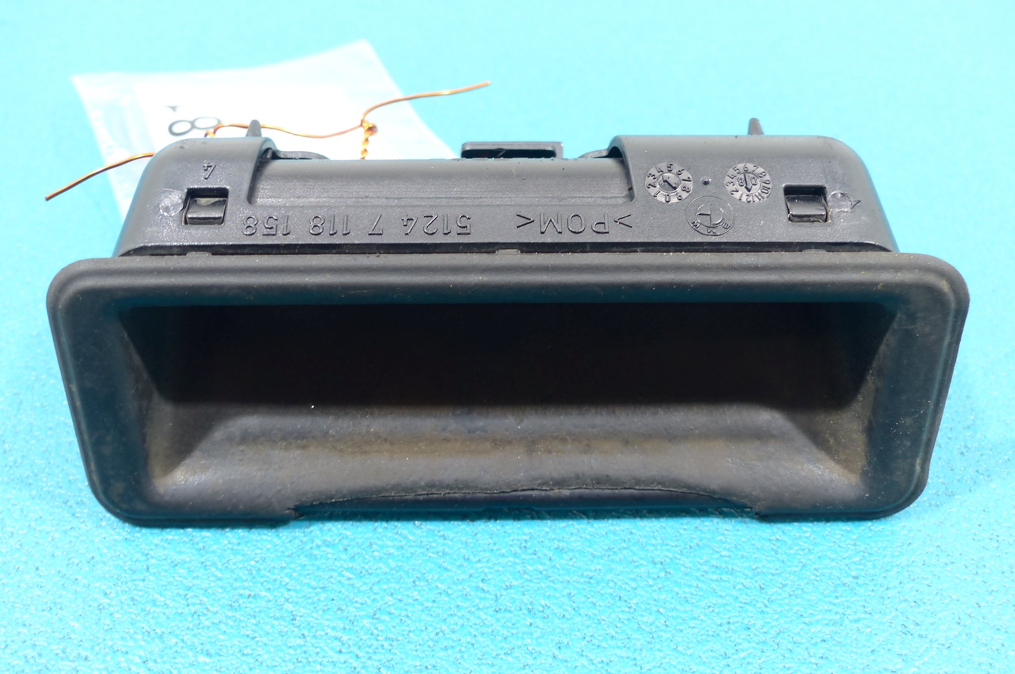 Klamka klapy tył Mercedes ML W166 2218702410