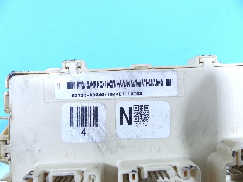 Skrzynka bezpieczników Toyota Yaris I 99-05 82730-0D040