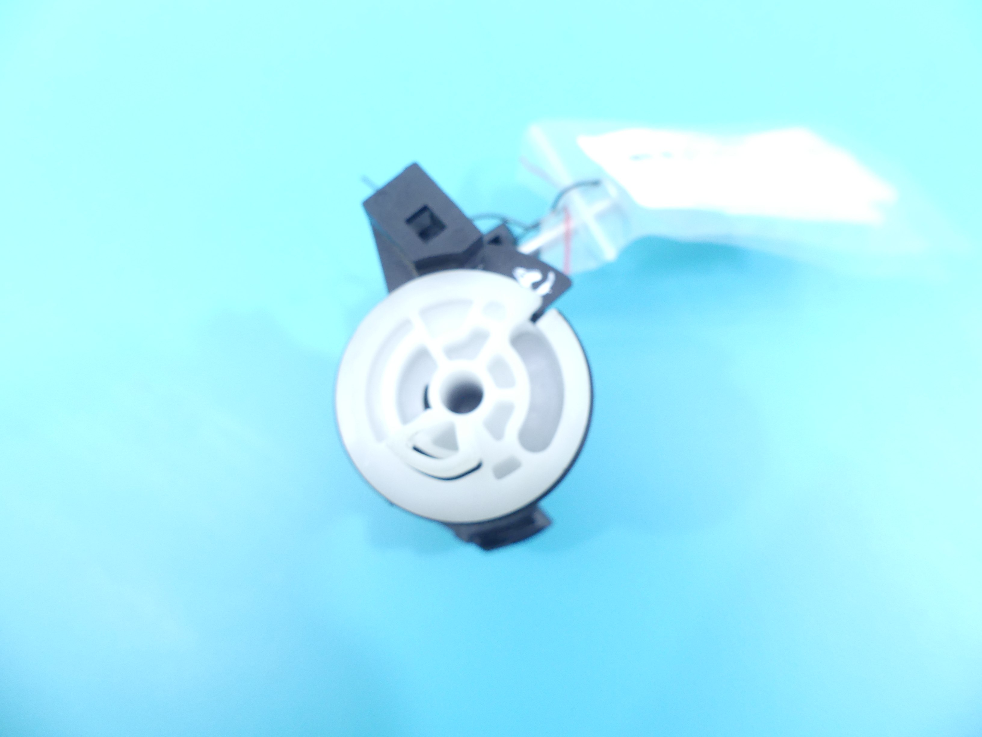 Zamek klapy tył A2047500061 Mercedes W212 sedan