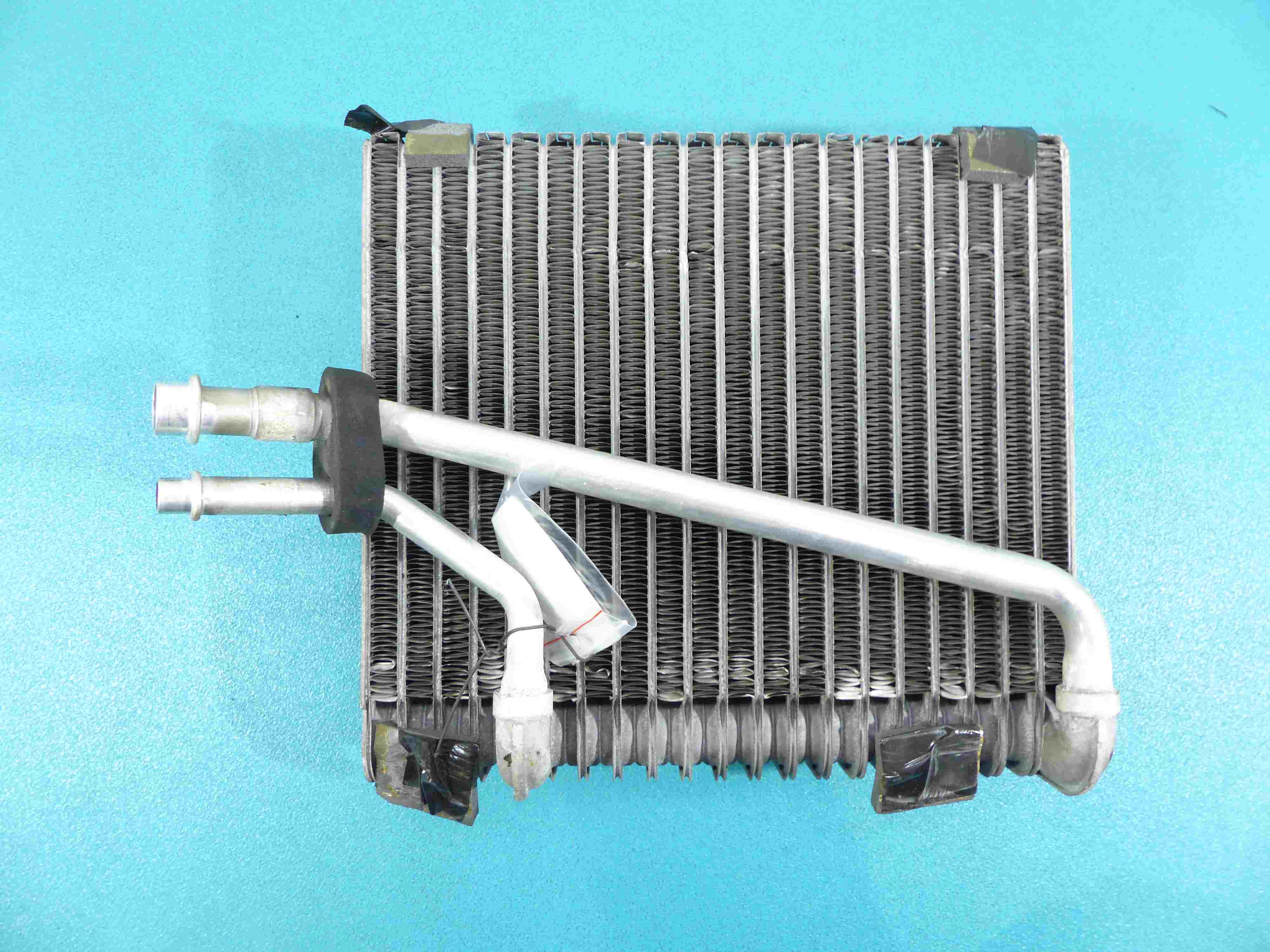 Nagrzewnica Porsche Cayenne I 7L0820102M