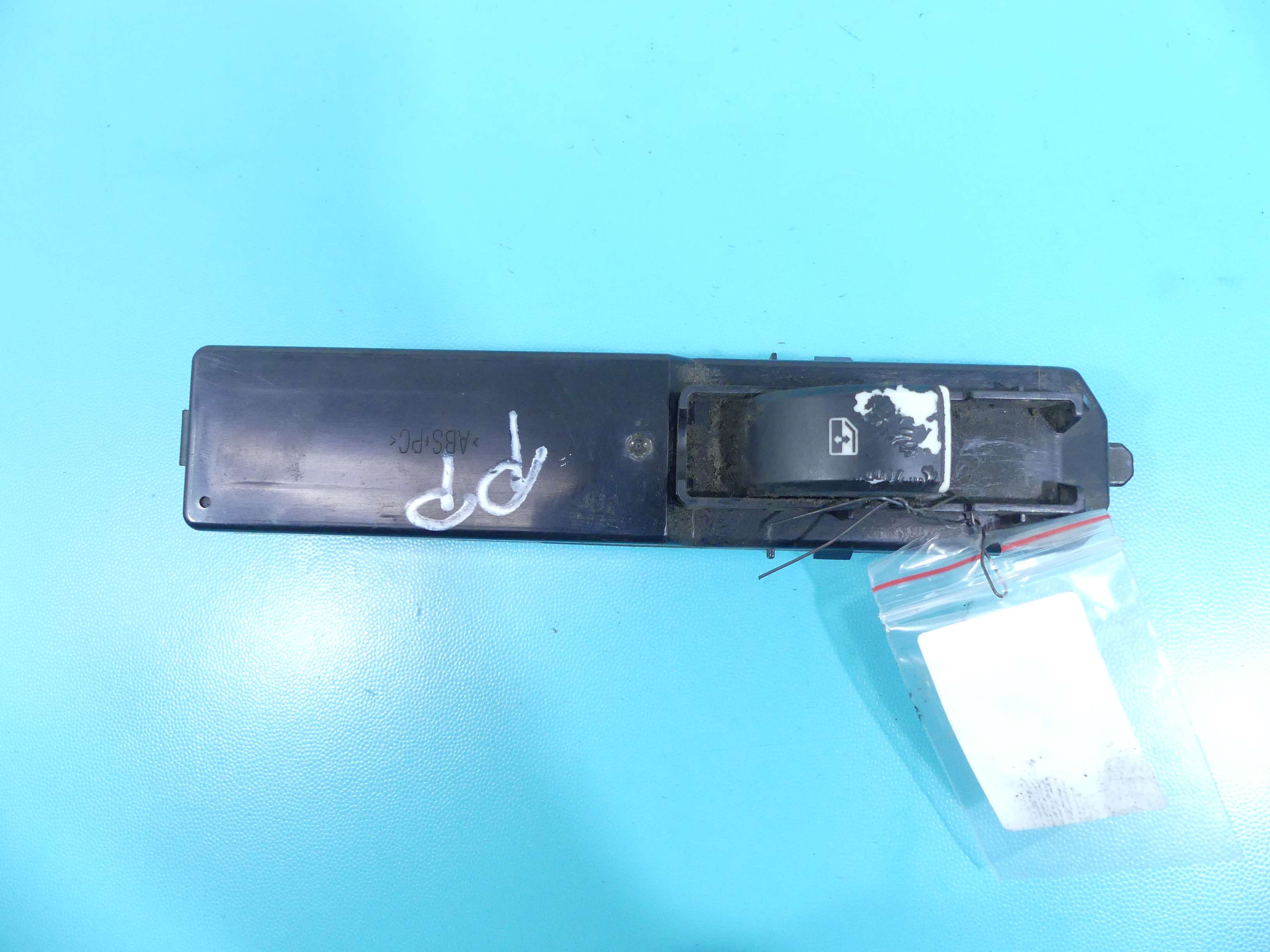 Przełącznik Cadillac BLS 12761225, 12761229