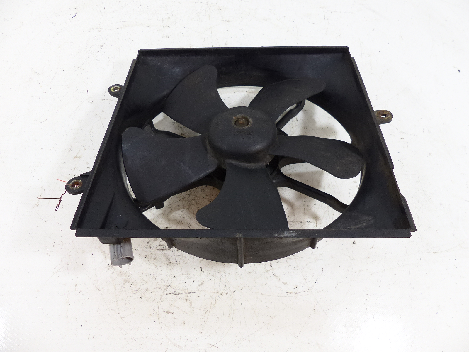 Wentylator Klimatyzacji Toyota Avensis T22 1 8 16V VVTi Wentylator Klimatyzacji Toyota Avensis T22 1 8 16V VVTi
